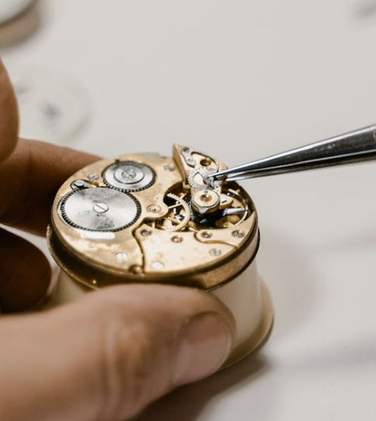 Jewelry Services In Phoenix, AZ | Ganem Jewelers